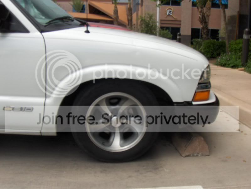 New lowered pics! | S-10 Forum