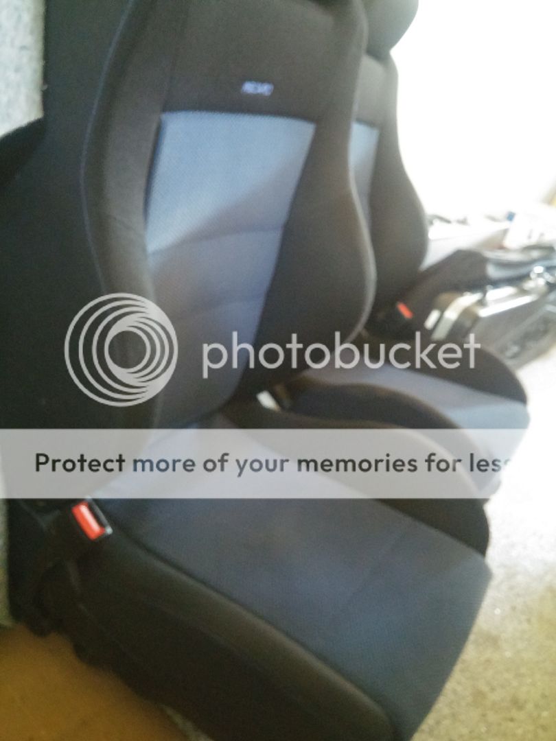 Recaro Seats OEM Euro | VW Vortex - Volkswagen Forum