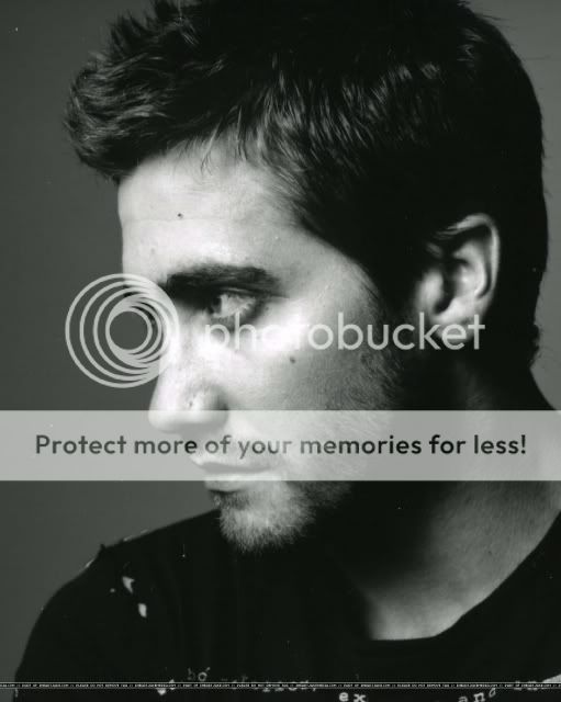 Jake Gyllenhaal - Jake Picture Thread #22: Because we can stare at Jake ...